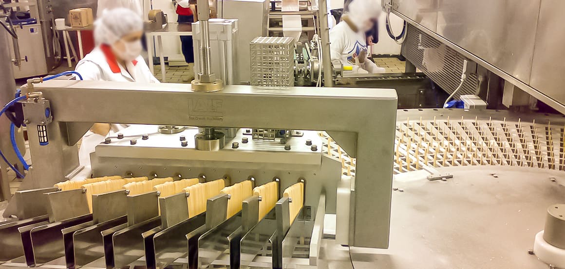 Semi Automatic stick inserter – LAIeF